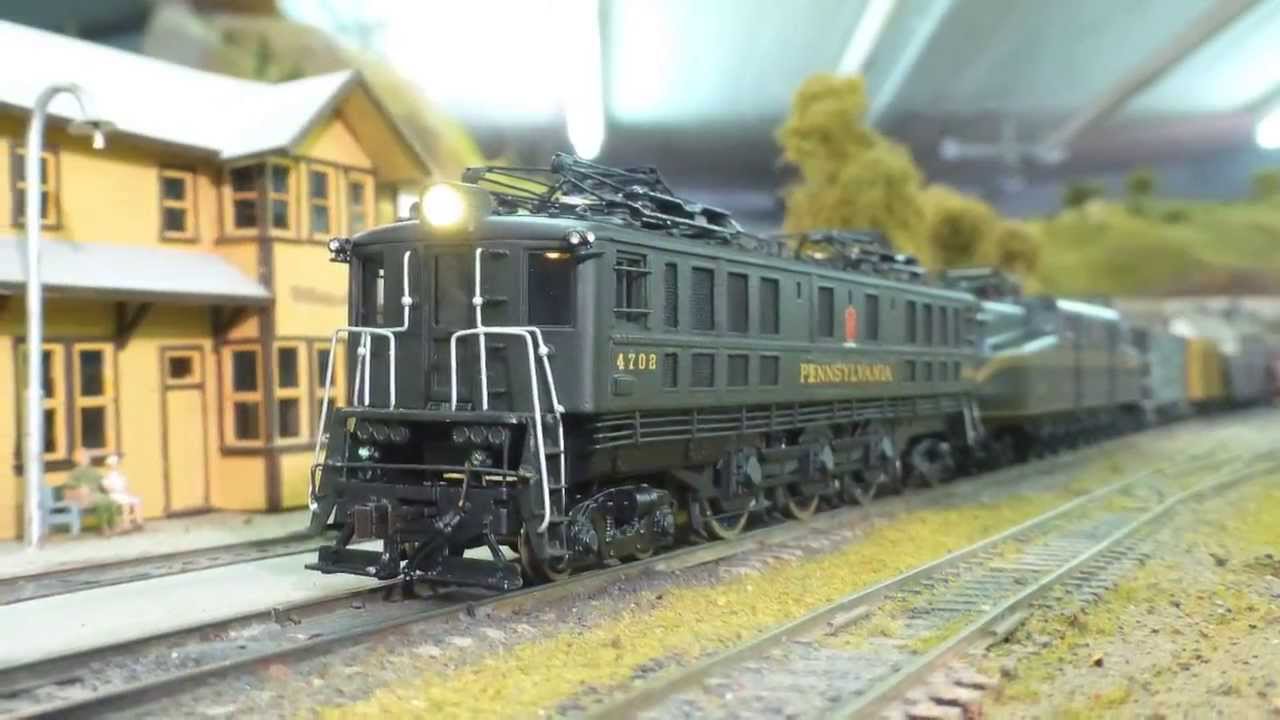 Pennsylvania/PRR P5b & GG1 electrics pulling a freight train at GGMR ...
