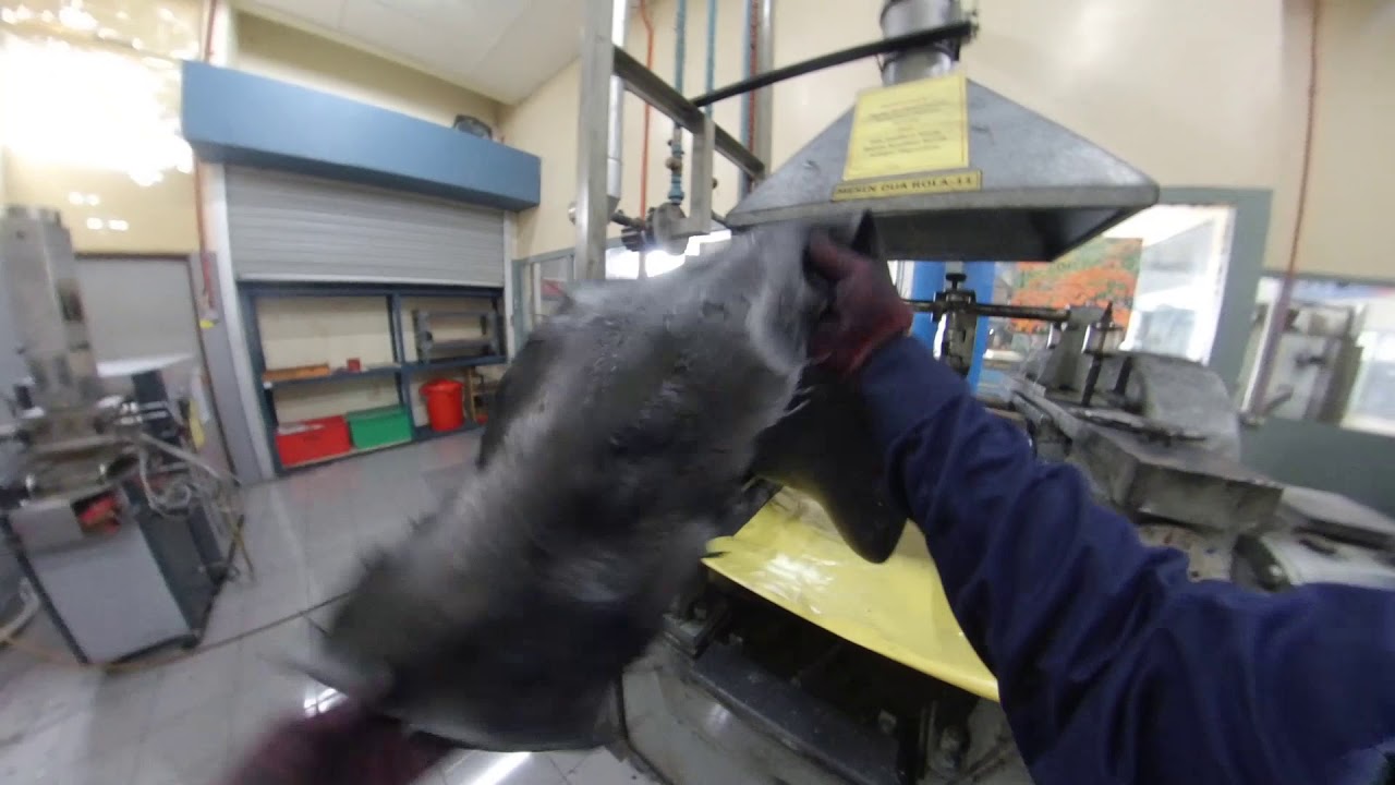 mixing rubber | campuran getah | two roll mill rubber | banbury mixer ...