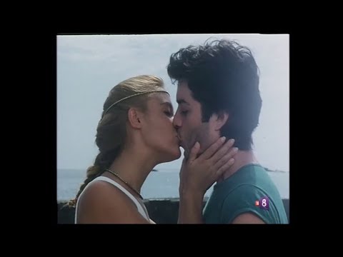 Andrea Albani, José Febles, Bernard Seray, Sara Mora y Berta Cabré en Al sur del edén (1982)