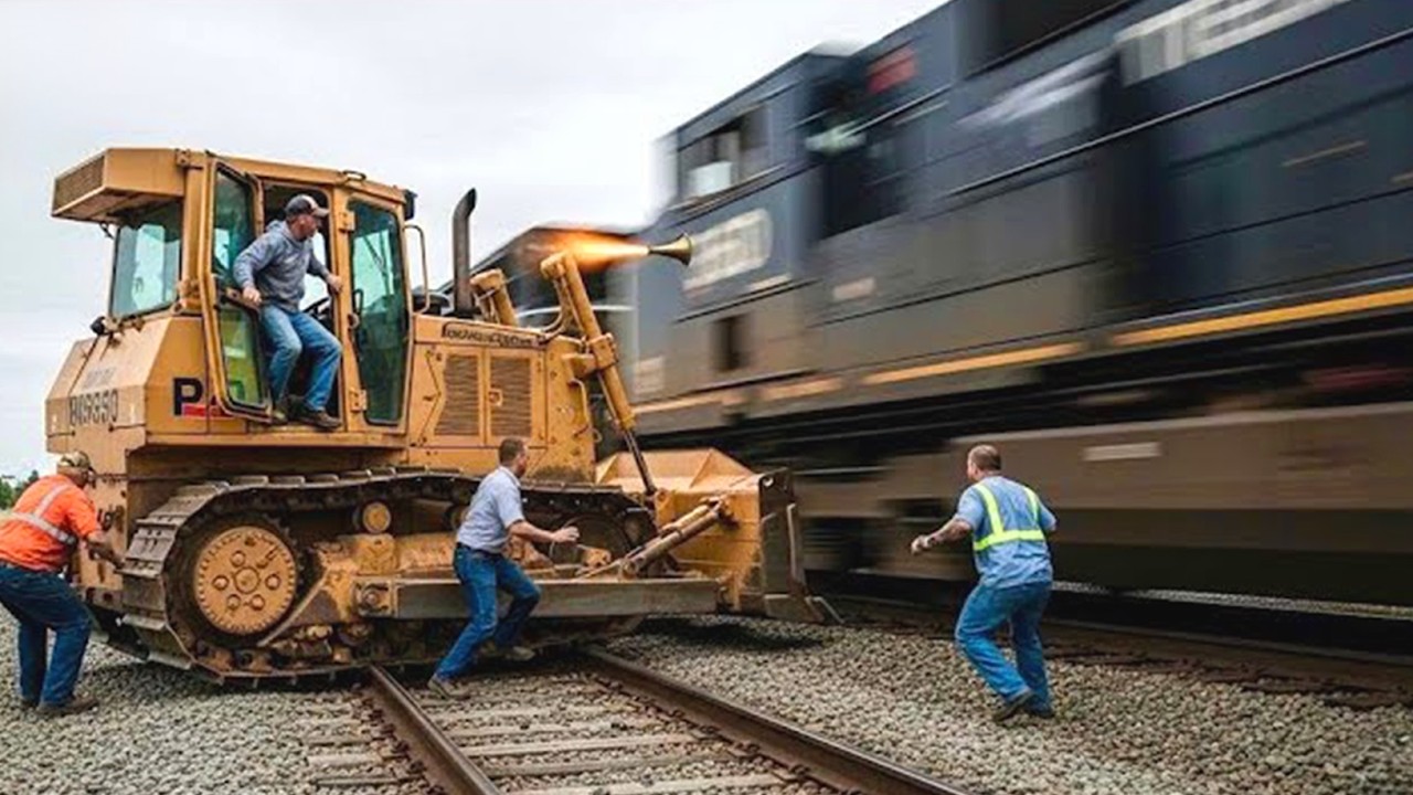 Biggest Train Collisions and Mistakes Caught On Camera#7 - YouTube
