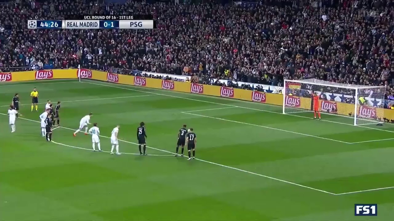 Cristiano_Ronaldo_2nd_Goal_vs_Psg_Champions League 2017-18 - YouTube