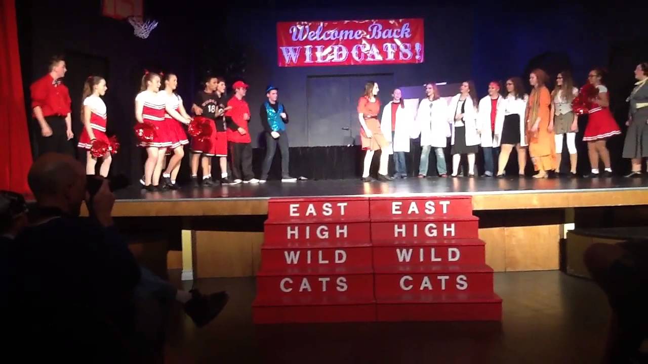 Applause: HSM - Wildcats win - YouTube