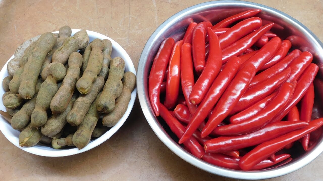 పండుమిరపకాయ చింతకాయ నిలువ పచ్చడి తయారీ | Chintakaya Pandu Mirchi ...