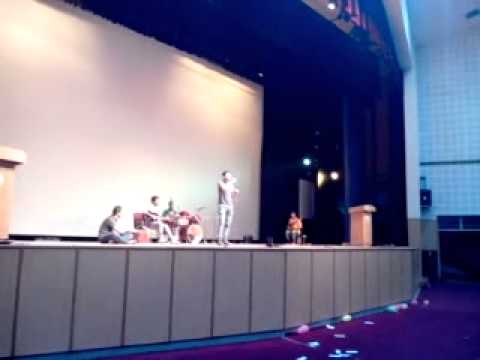 allah wariyan stage performance