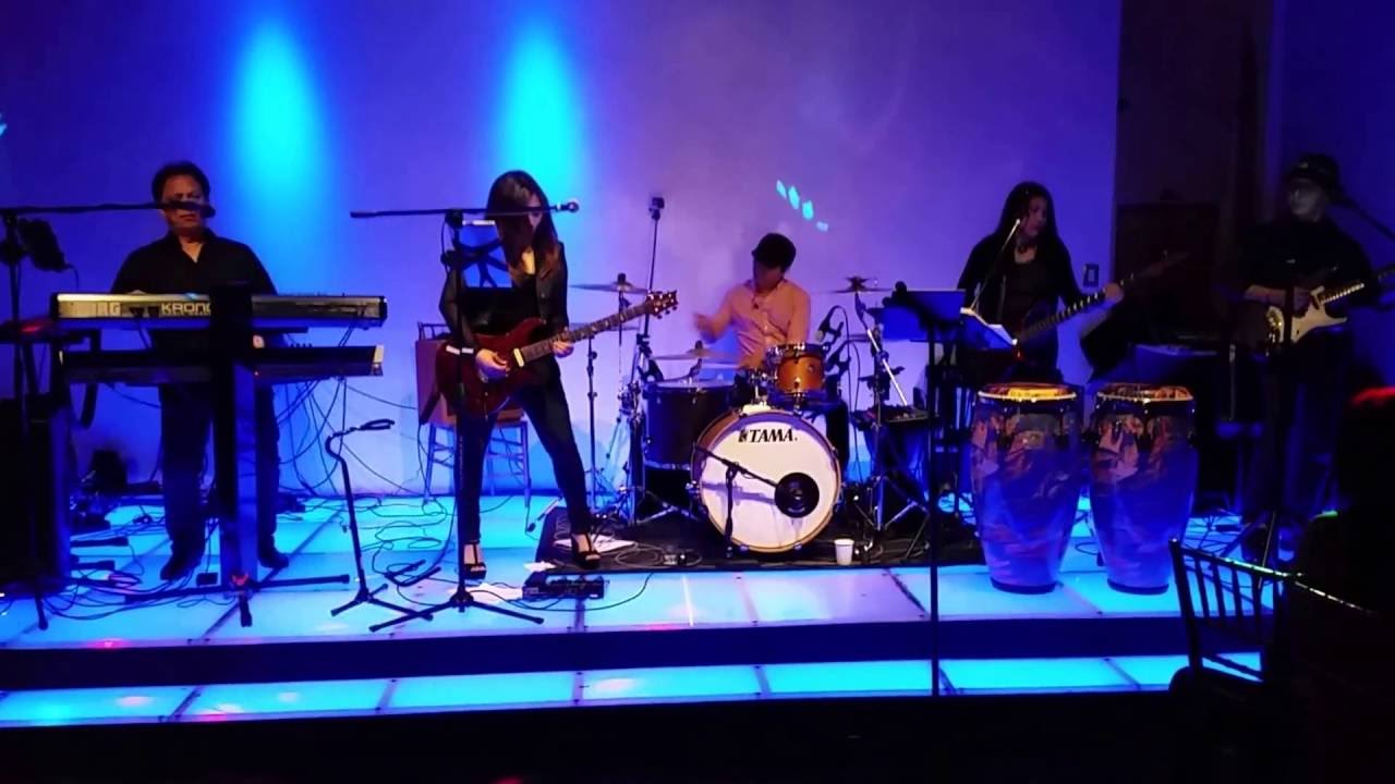 Mirage Band at the Fort - YouTube