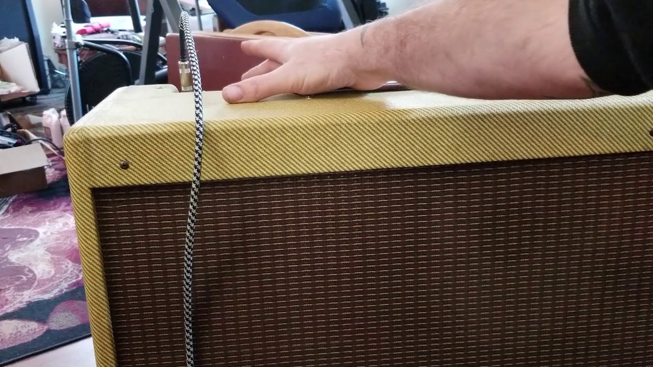 Sound demo for the tweed 4x10 - YouTube