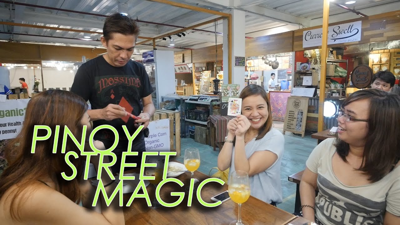 Pinoy Street Magic - Girls impressed with card trick. Magician gets a ...