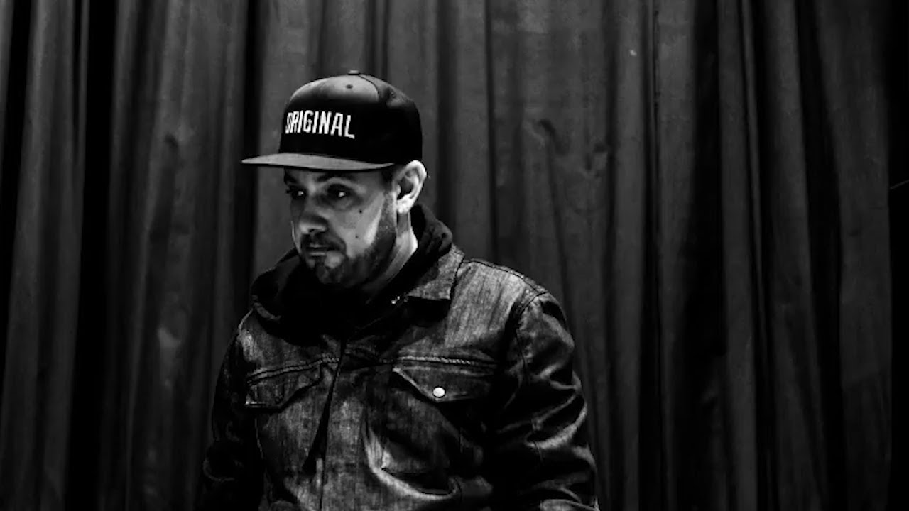 SAM THE KID - ORGULHOSO (VÍDEO OFICIAL) - YouTube