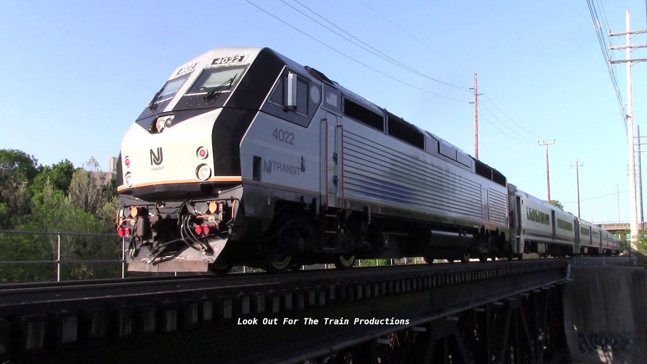 PL42AC Over The Boonton Bridge - YouTube