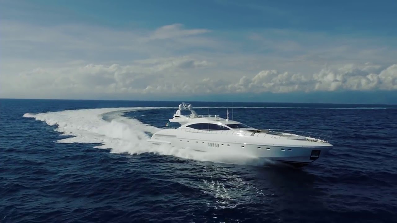 01 Mangusta 132E Evolution is the key Mangusta Yachts - YouTube