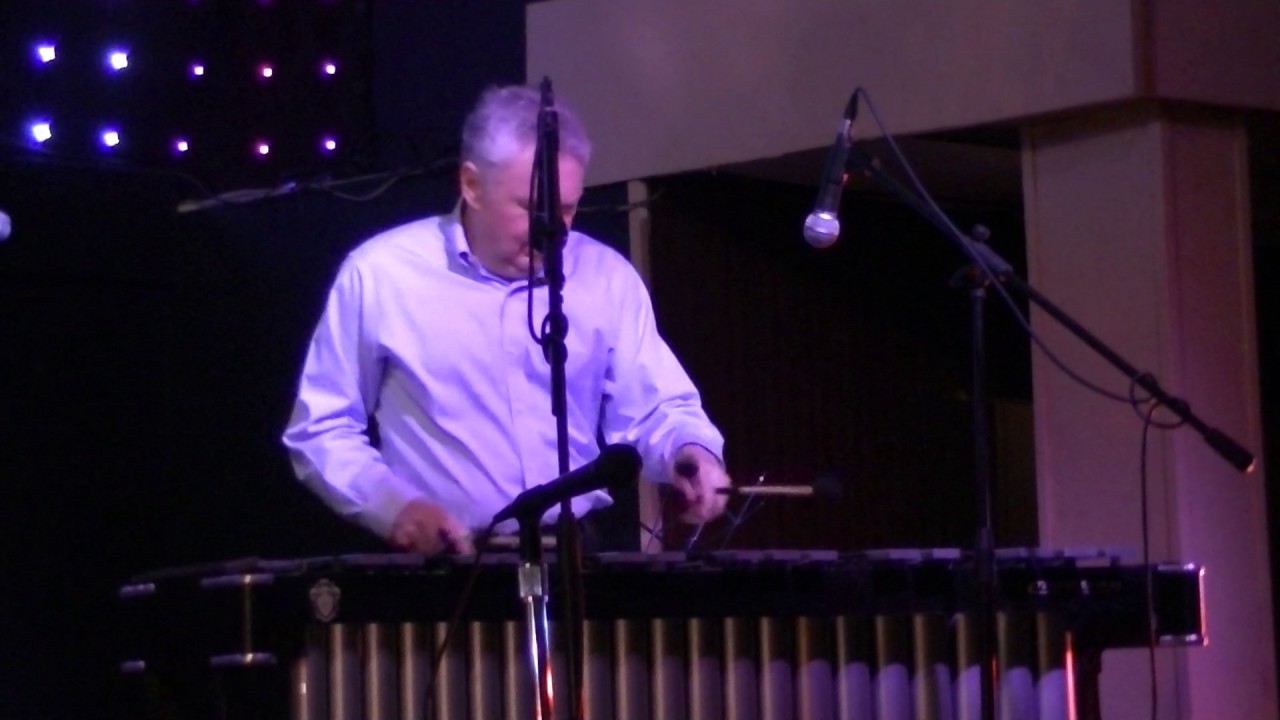 "Doxy" with Tim Ray (piano) and Ed Saindon (vibes) - YouTube