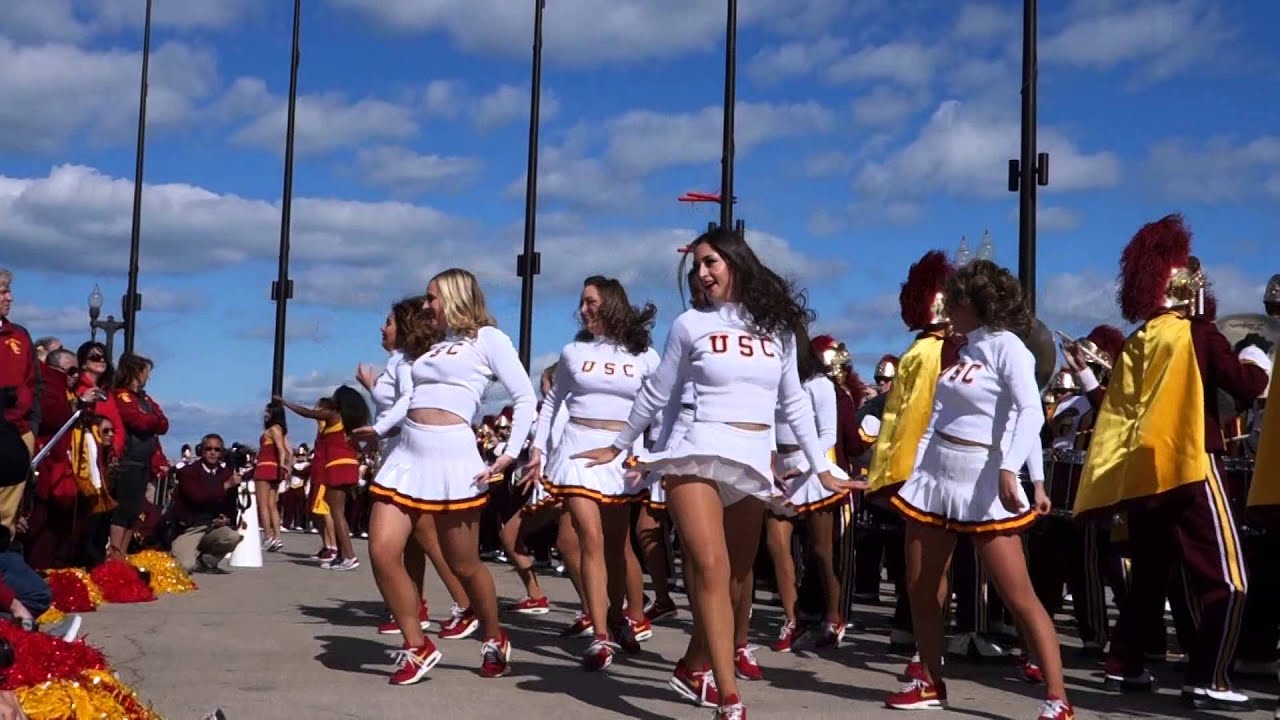 trojancandy.com: The USC Song Girls Perform with the USC Spirit of Troy ...