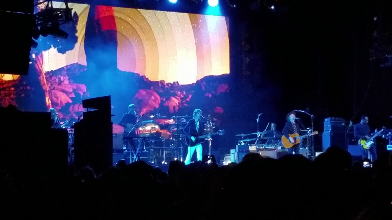 Beck | Blue Moon | Live in Seattle - YouTube