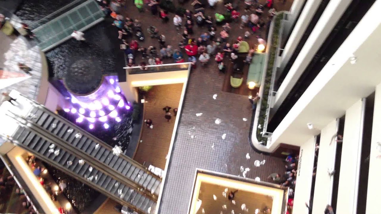 Official GI Joe Club Convention Parachute Drop - 2014 - YouTube