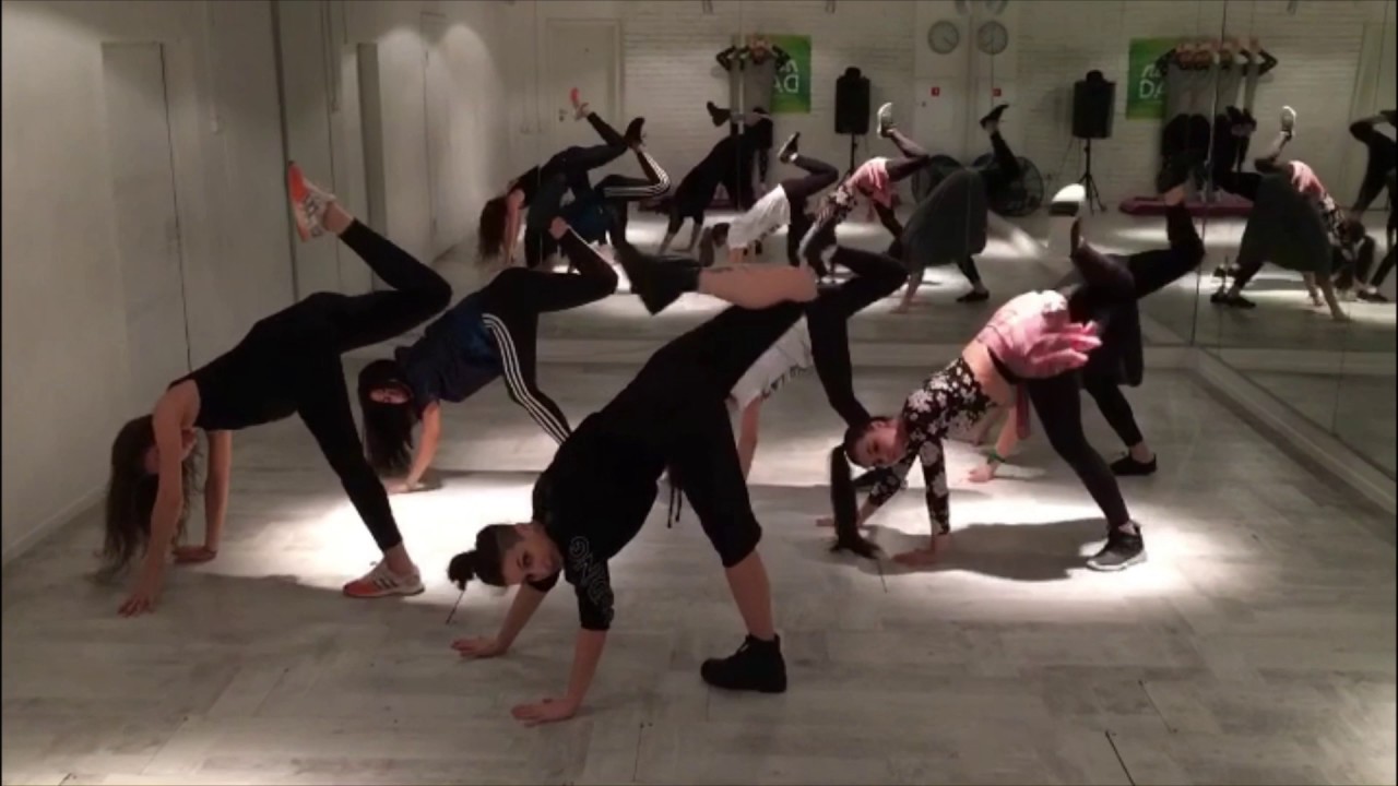 VOGUE/ OLD WAY CHOREOGRAPHY/ KEKS MIZRAHI - YouTube