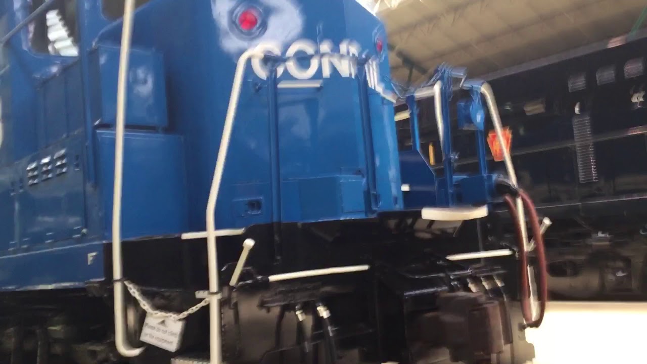 Pennsylvania Railroad Museum conrail GP30 #2233 - YouTube