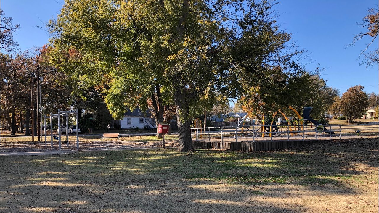 Reed Park in Tulsa Oklahoma - YouTube