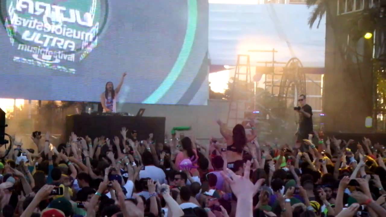 Ultra Music Festival 2011 - Steve Aoki - Wake Up and Pursuit of ...