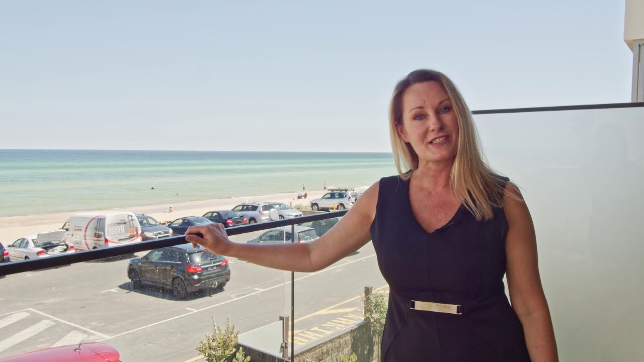 14a Douglas Avenue, Chelsea - Tanja Neven-Jones - YouTube