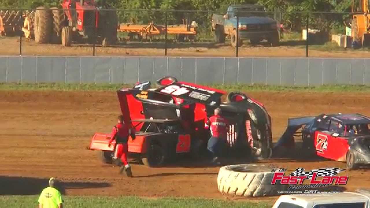 Brownstown Speedway : 06-14-2014 : Jamey Wilson Wreck - YouTube