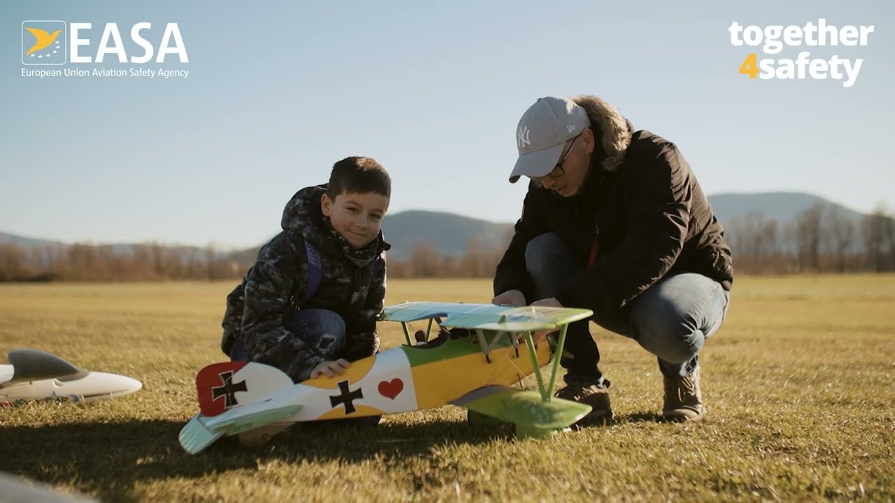 The world of Aeromodelling - YouTube