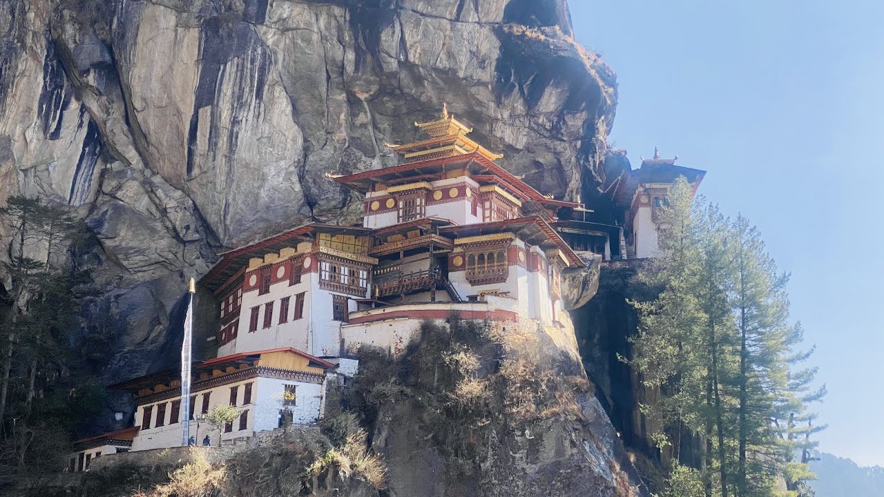 Tiger's Nest in Bhutan- Trekking to the SPECTACULAR Monastery on a ...