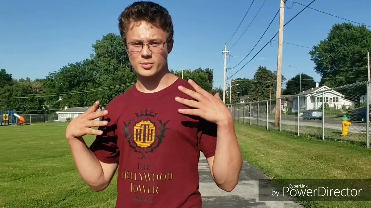 Beginners Parkour safety roll tutorial - YouTube