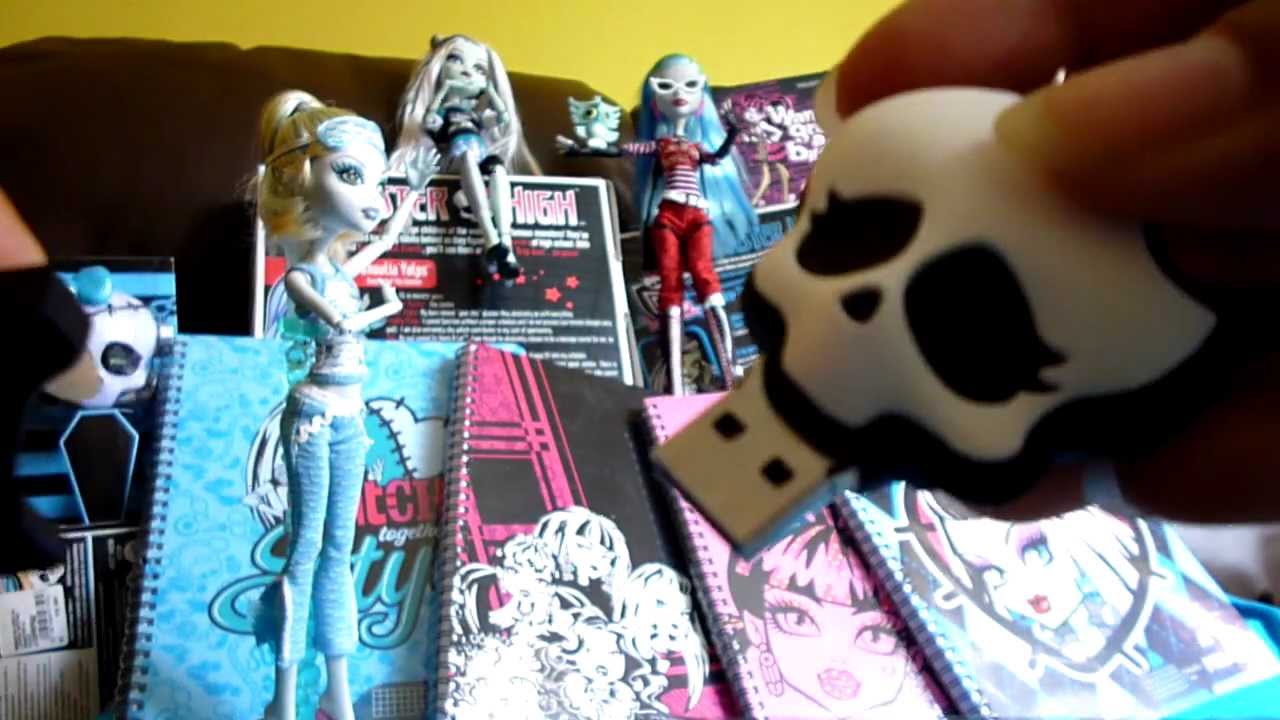 Monster High USB de 4Gb - YouTube