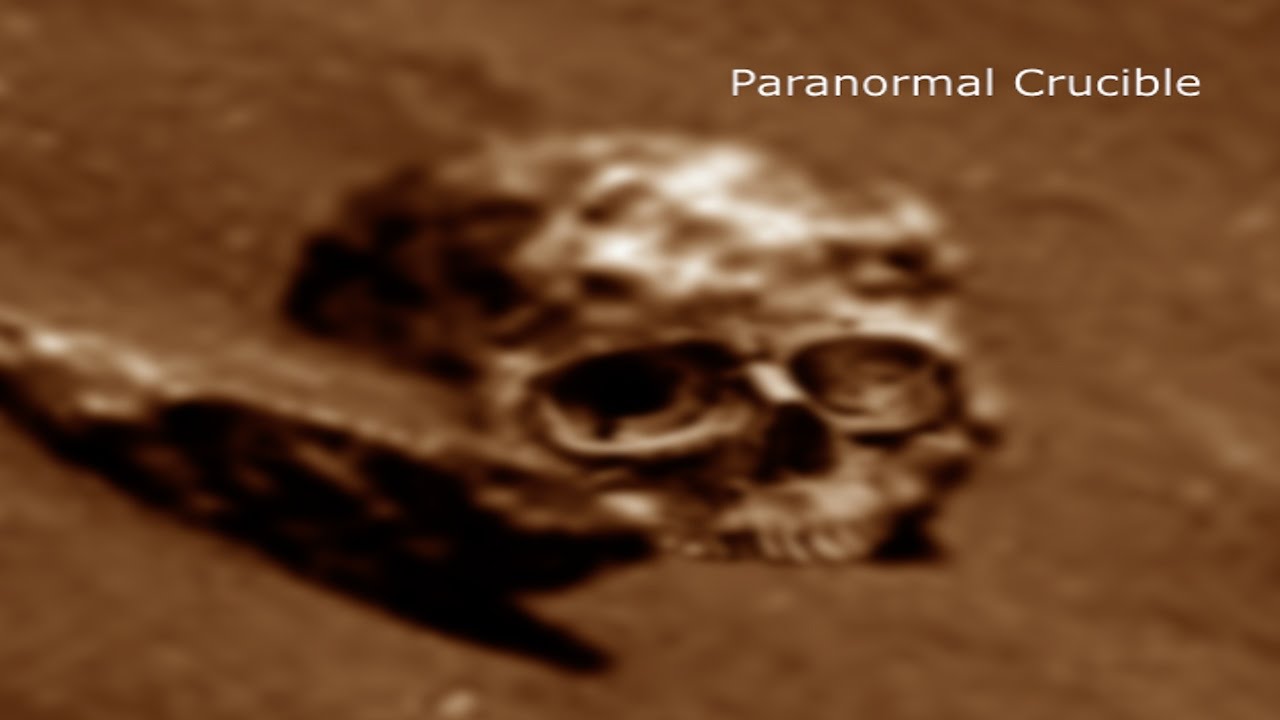 Giant Humanoid Skull Found On Mars - YouTube
