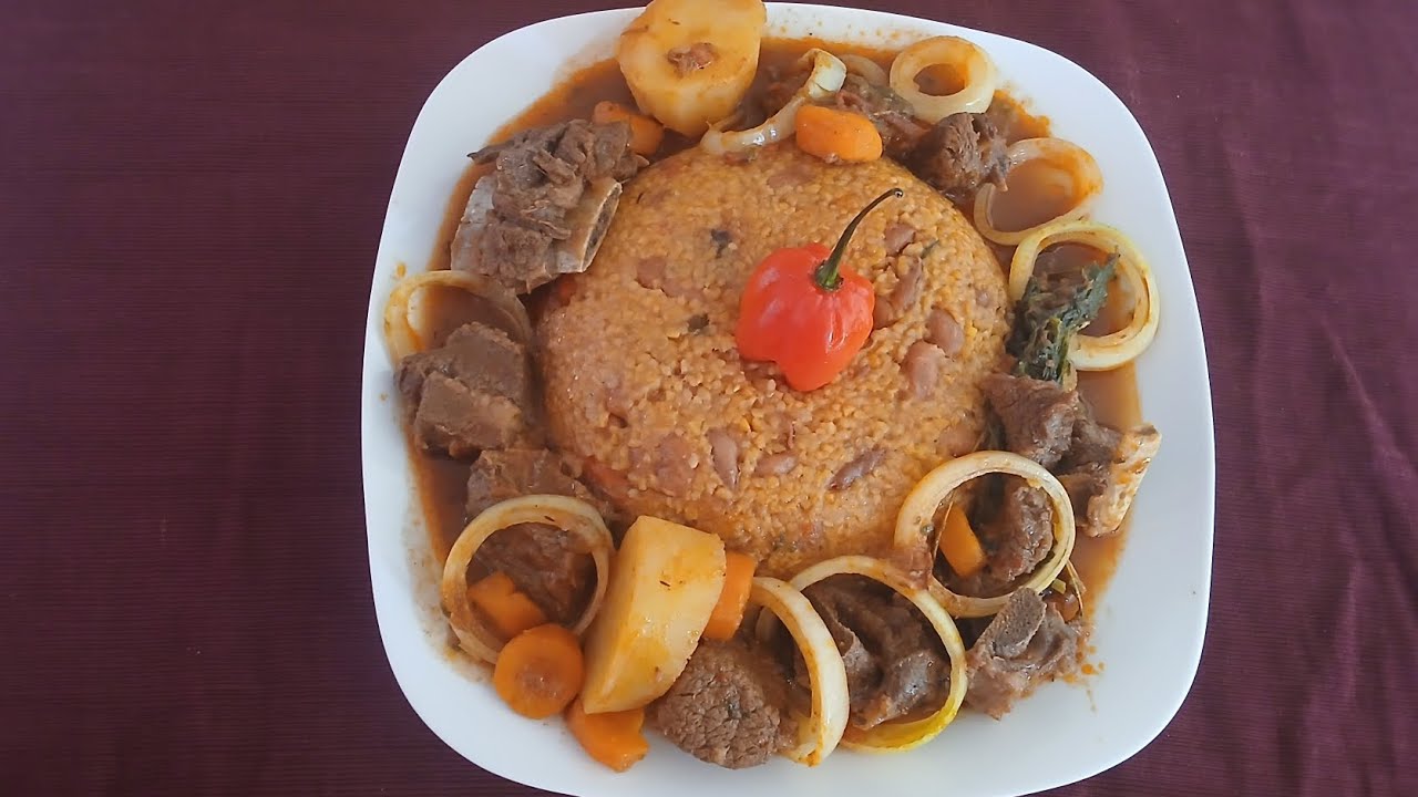 Mayi moulin ak pwa pinto sos viann kabrit wa ♥️ gou paw Haitian food ...