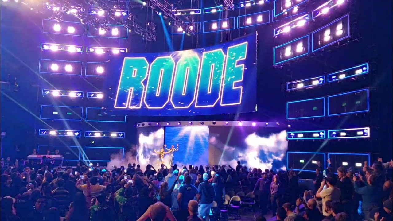 Bobby Roode "Glorious" Live Monday Night Raw 2018 - YouTube
