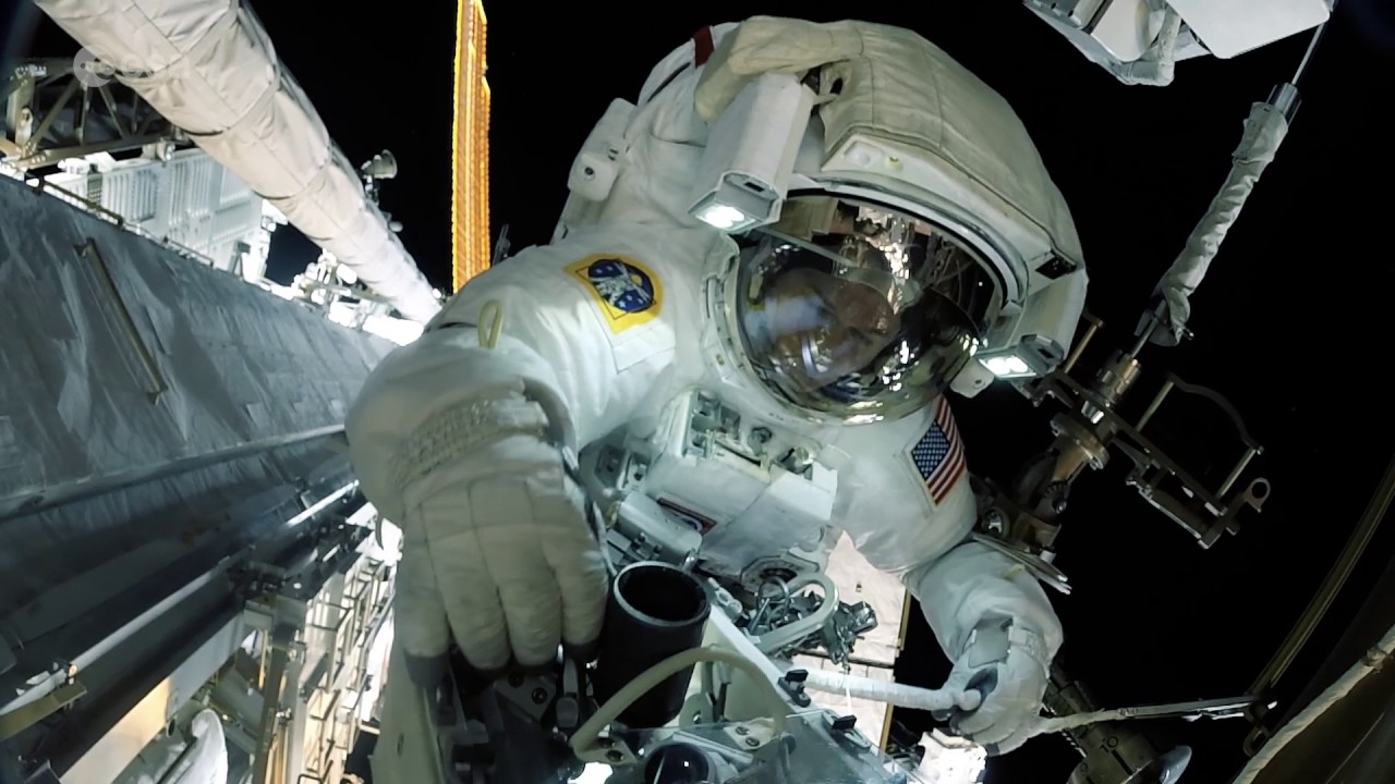 See What A Spacewalker Sees In New HD Video - YouTube