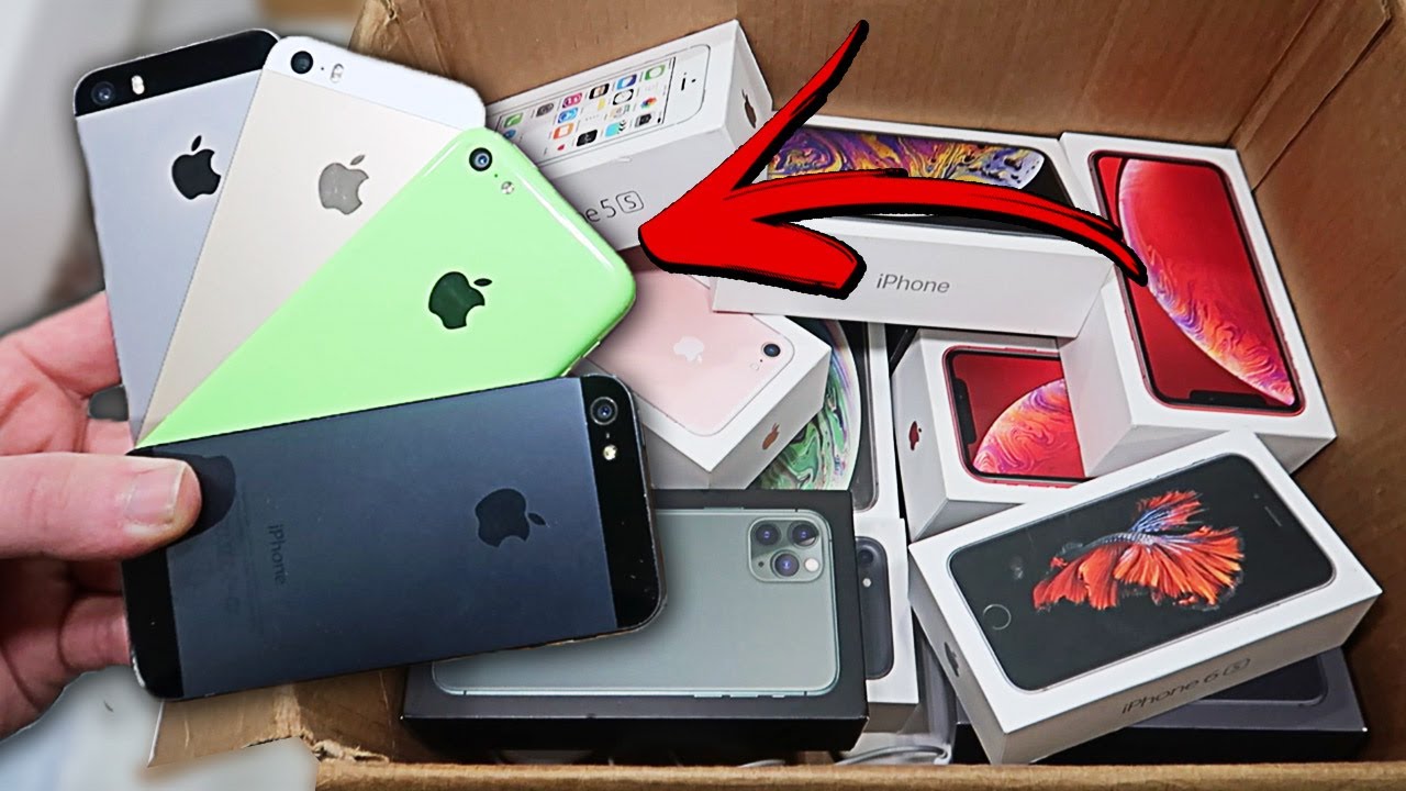 I WENT BACK TO THE ABANDONED APPLE STORE DUMPSTER!! FOUND IPHONES AND ...