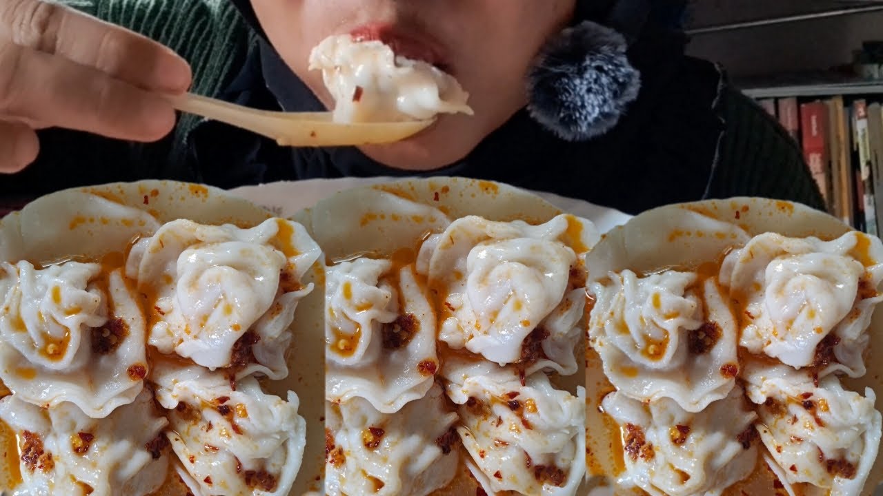 ASMR Eating Wonton Soup Chinese Food || Mukbang Huntun Kuah Chili Oil # ...