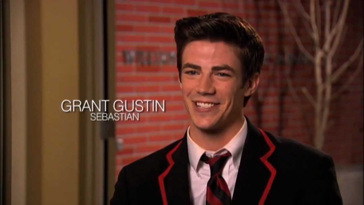 GLEE - Sneak Peek - On My Way - (Feb. 21st) - 3x14 - YouTube