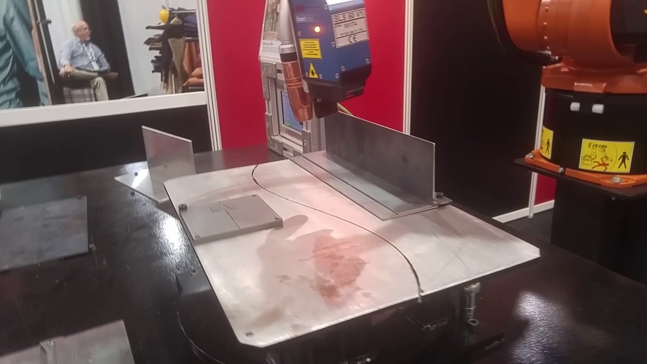 Kuka robot demo with Meta Vision sensor Fabtech 2016 - YouTube