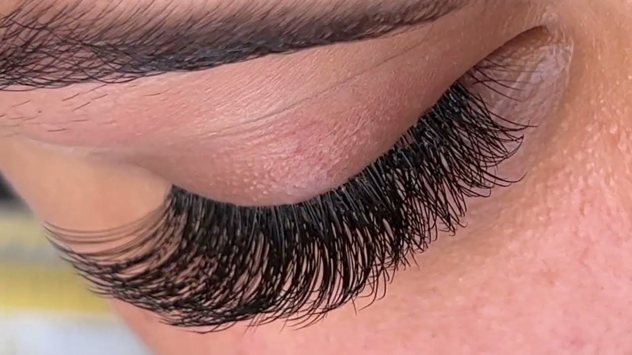 APLICAÇÃO DE CÍLIOS TUFOS DE OLHOS ABERTO - YouTube