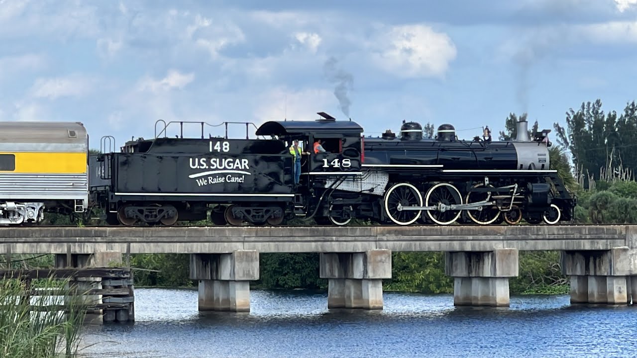 Return of the Moore Haven Meteor with USSC 148 and 310! - YouTube