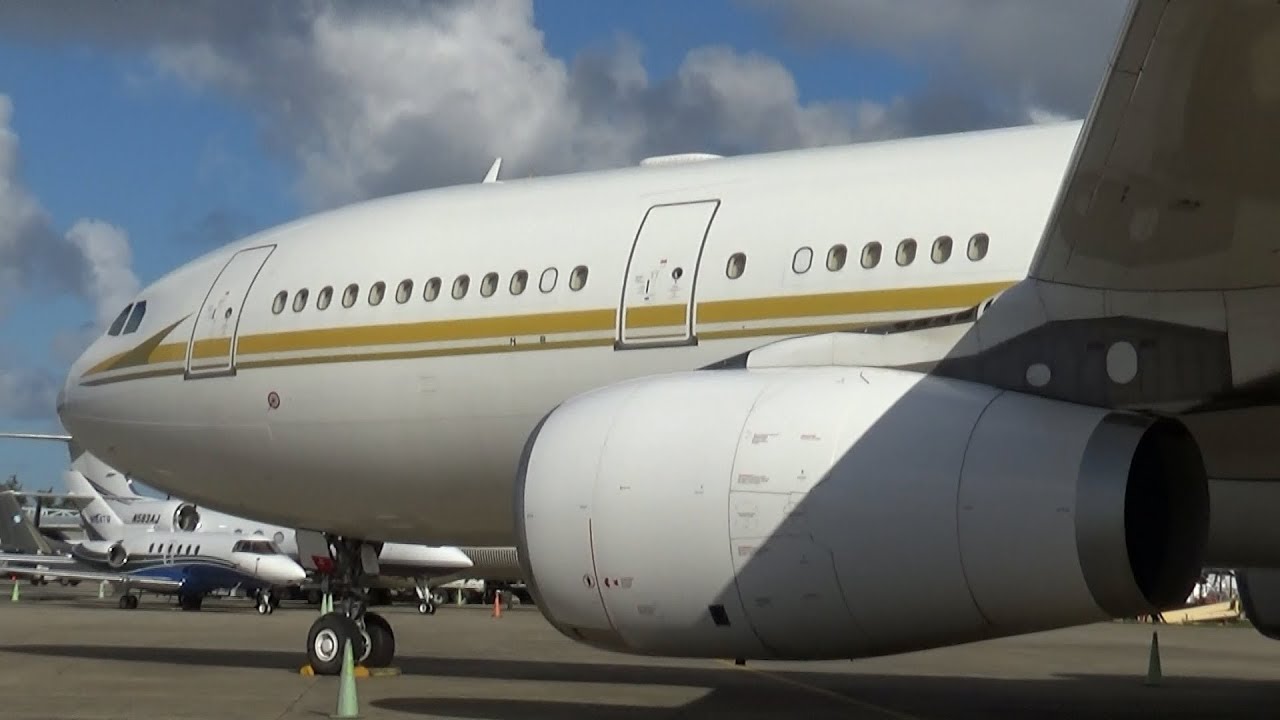 TJSJ Spotting: Jet Aviation Ramp! - YouTube