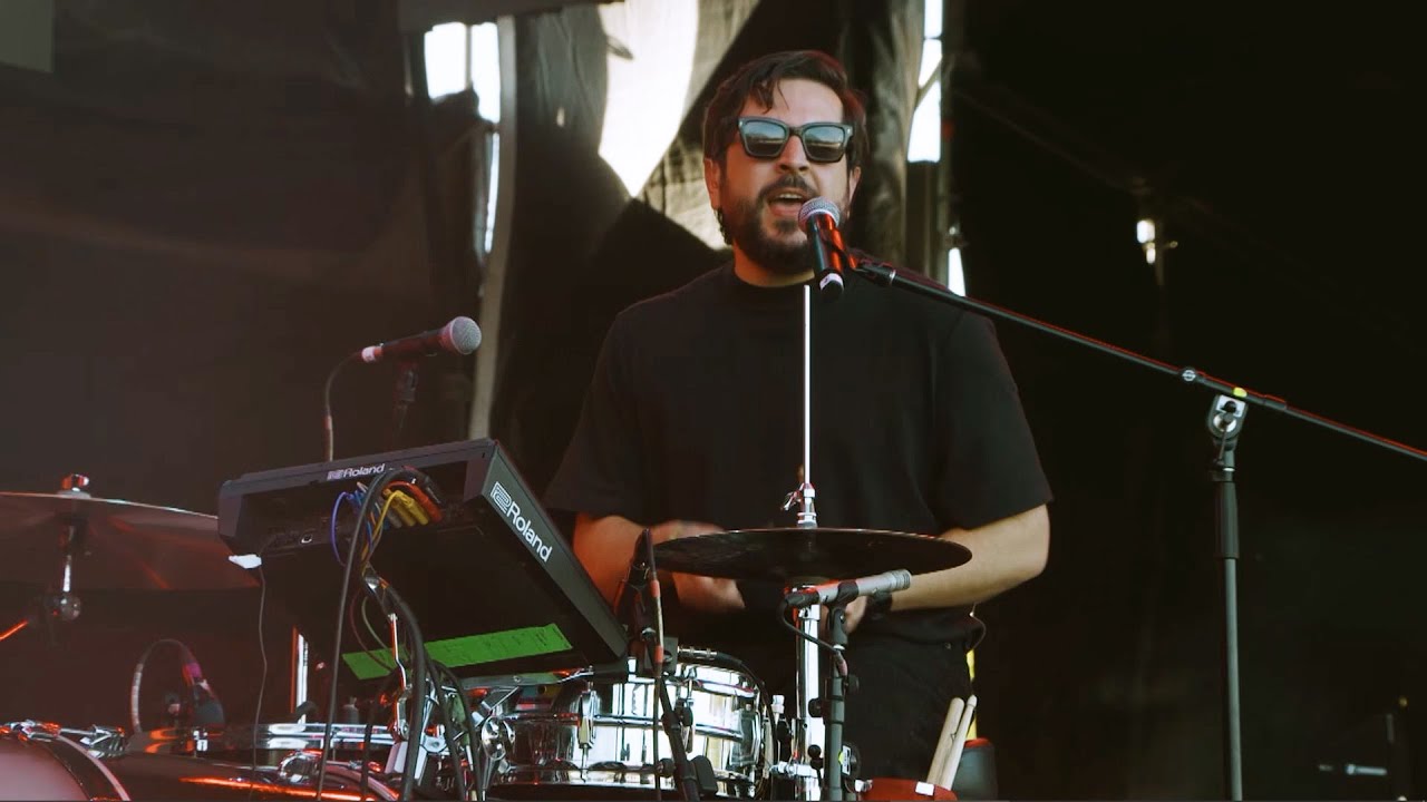 CLUBZ - POPSCURO/SÚPER VISIÓN | LIVE FROM TECATE PAL' NORTE 2024 - YouTube