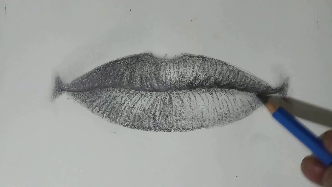 How to shade lips - YouTube