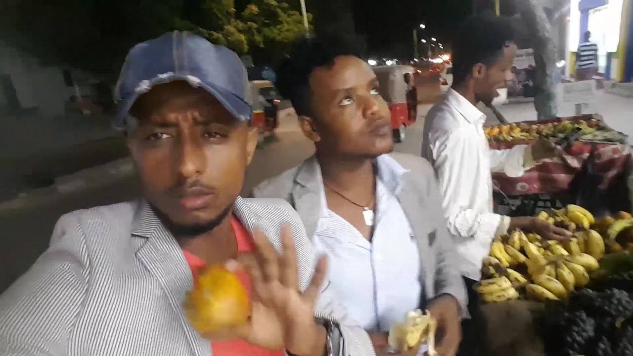 BILICDA MUQDISHO 11:00pm VLOG BY HASSAN SOYA - YouTube