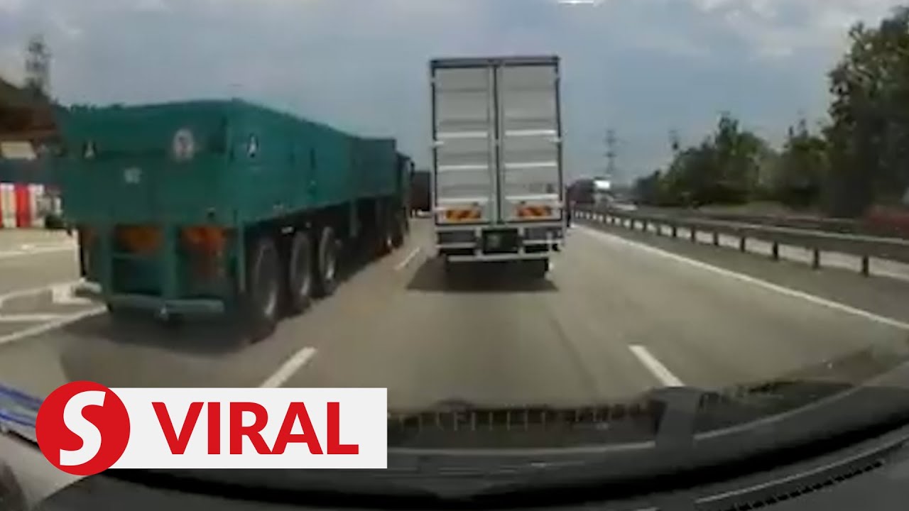 Road crash caught on camera under police probe - YouTube