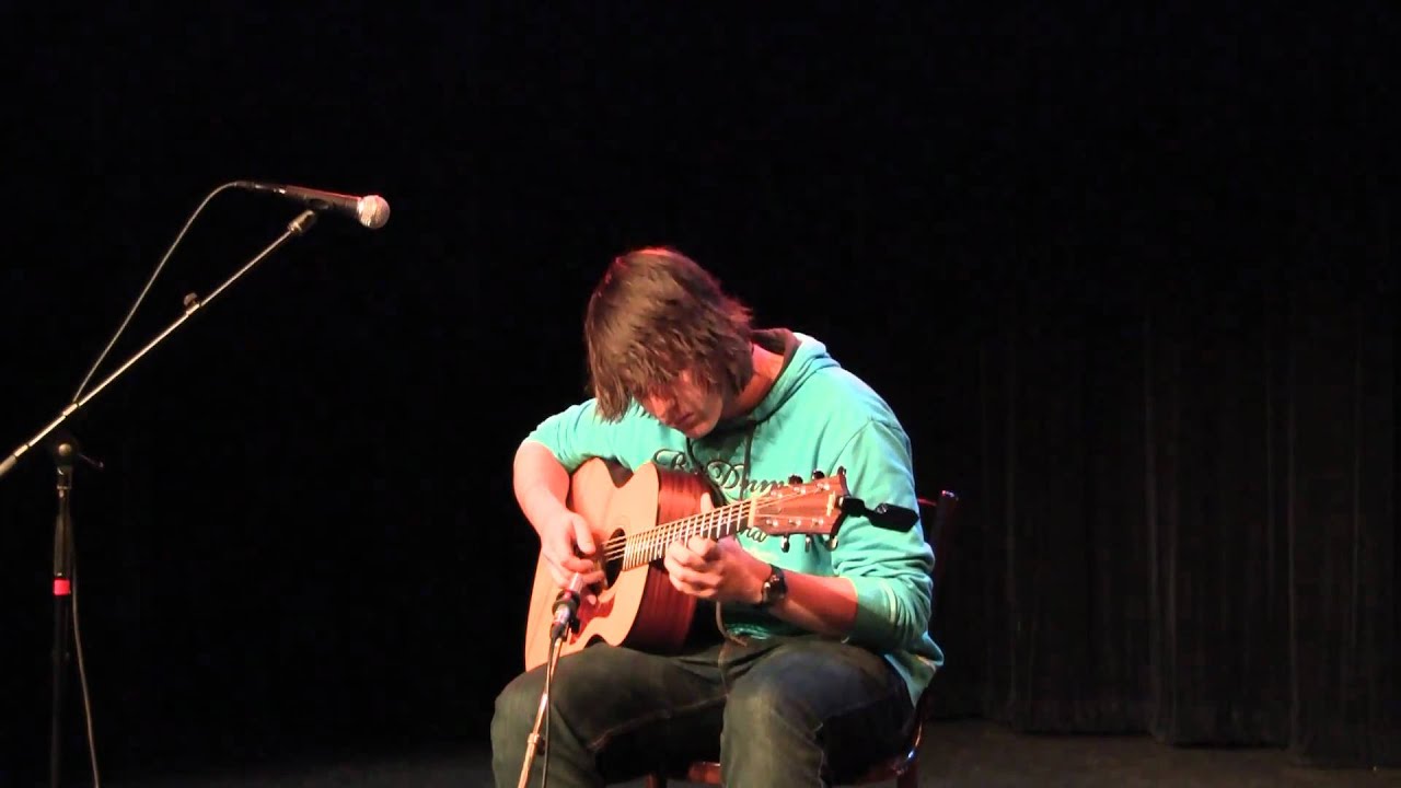 Alex Walterbos - (Laurence Juber) Pavane (Live) - YouTube