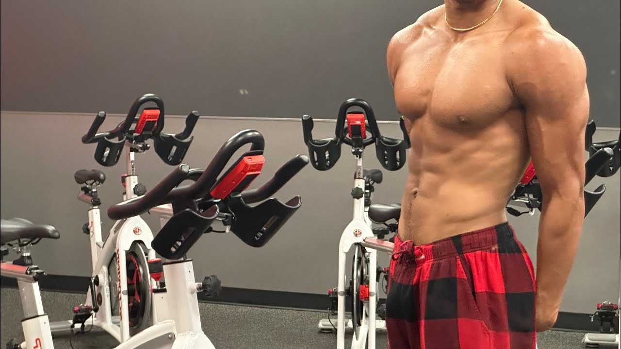 Mass Gaining Chest Routine - Day 23 - YouTube