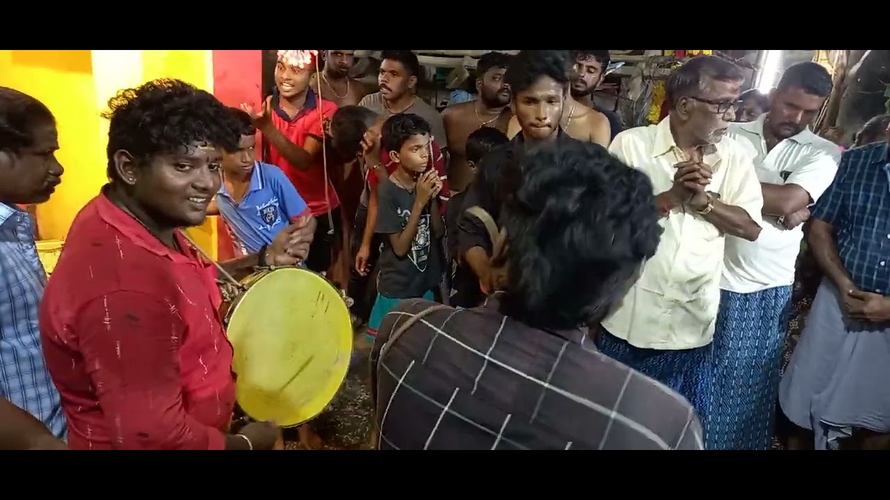 sirantha thappu melam thevakulam S.M.Bava Tharani thappu melam - YouTube
