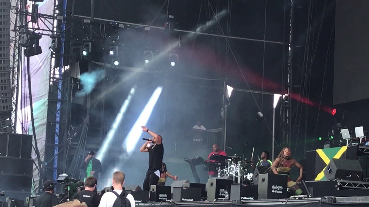 Sean Paul Like Glue Wireless London 2017 - YouTube