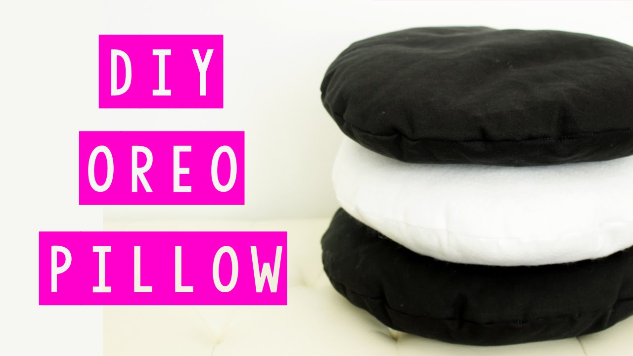 How to make an Oreo Pillow - DIY Oreo Pillow Tutorial - YouTube