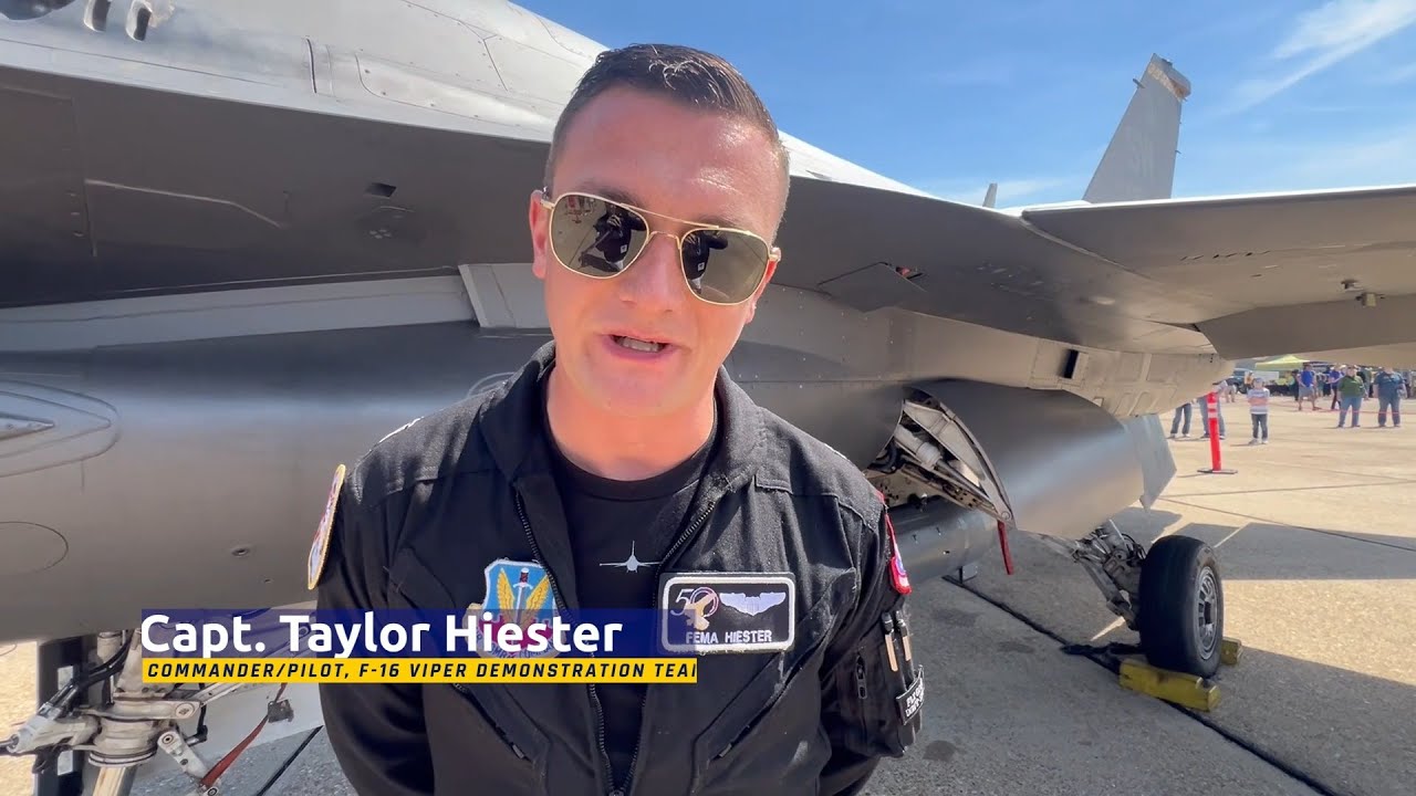 F-16 Viper Demo Team Commander Talks About Time in CAP - YouTube