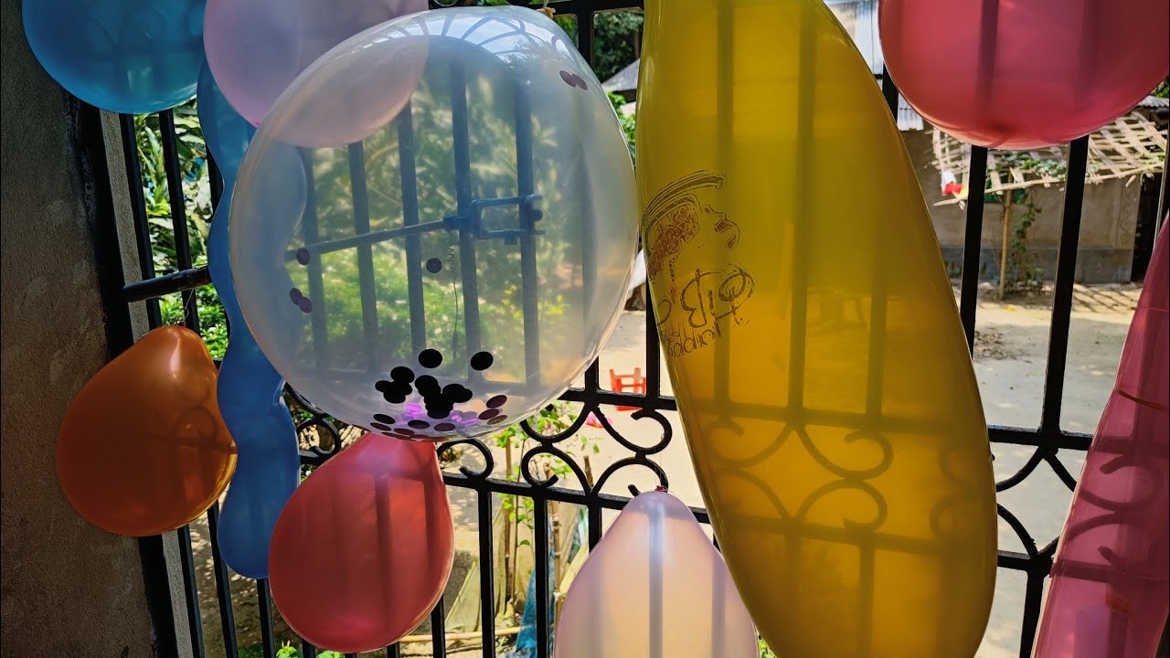 Blowing big balloons for fun.If you like the video, you will miss it ...